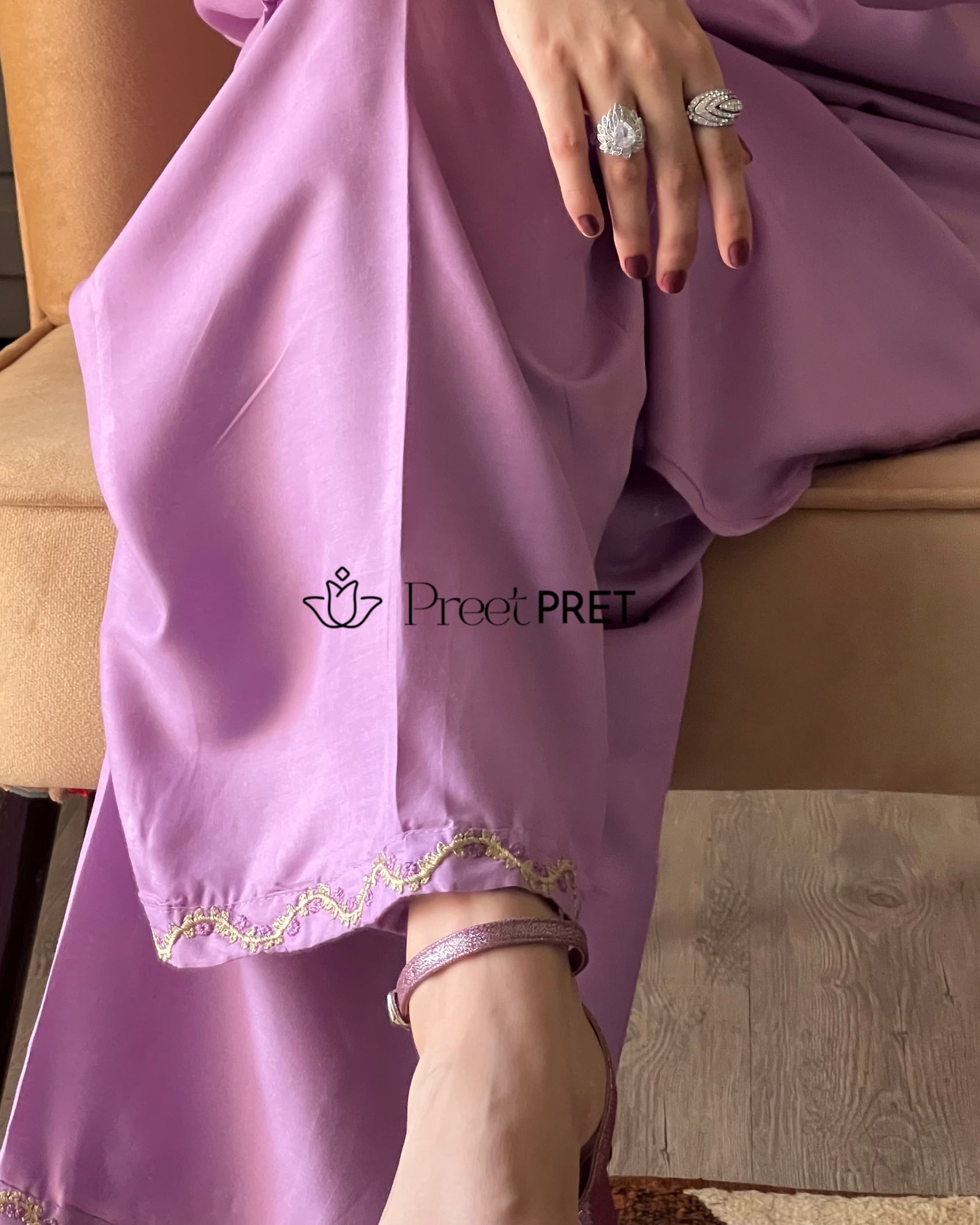 DASTAN EMBROIDED 2PC – PREETPRET